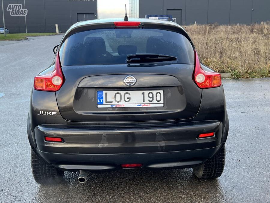 Nissan Juke 2012 in Klaipeda, with an engine capacity of 1.60 L and mileage of 126 thousand km for 3300 €, photo 4 on AUTOMOTO.COM.LV
