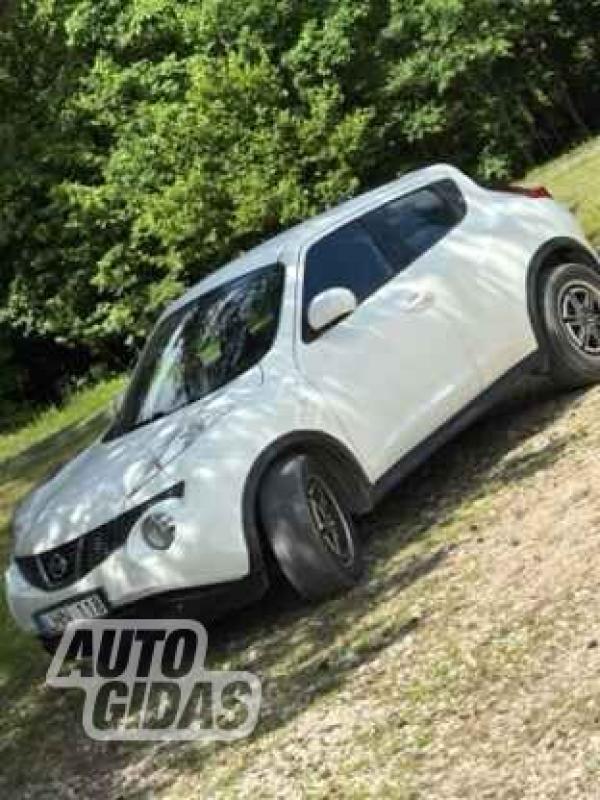 Nissan Juke 2012 Viļņa, ar dzinēja tilpumu 1.60 L un nobraukumu 170 tūkst. km par 4400 €, foto 1 vietnē AUTOMOTO.COM.LV