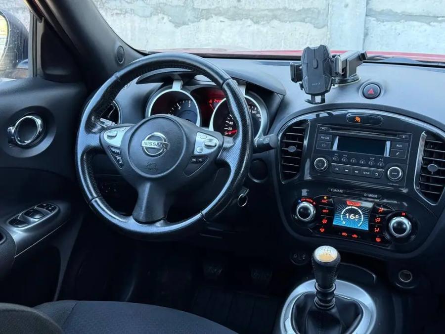 Nissan Juke 2012 in Riga, with an engine capacity of 1.50 L and mileage of 245 thousand km for 2980 €, photo 12 on AUTOMOTO.COM.LV