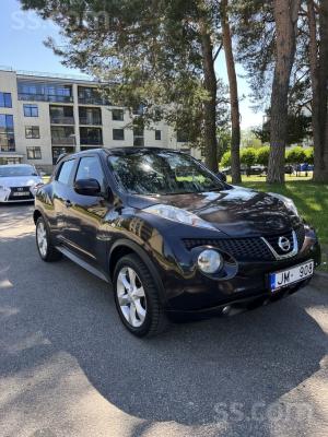 Nissan Juke 2013 in Riga, with an engine capacity of 1.60 L and mileage of 85 thousand km for 5200 €, photo 1 on AUTOMOTO.COM.LV