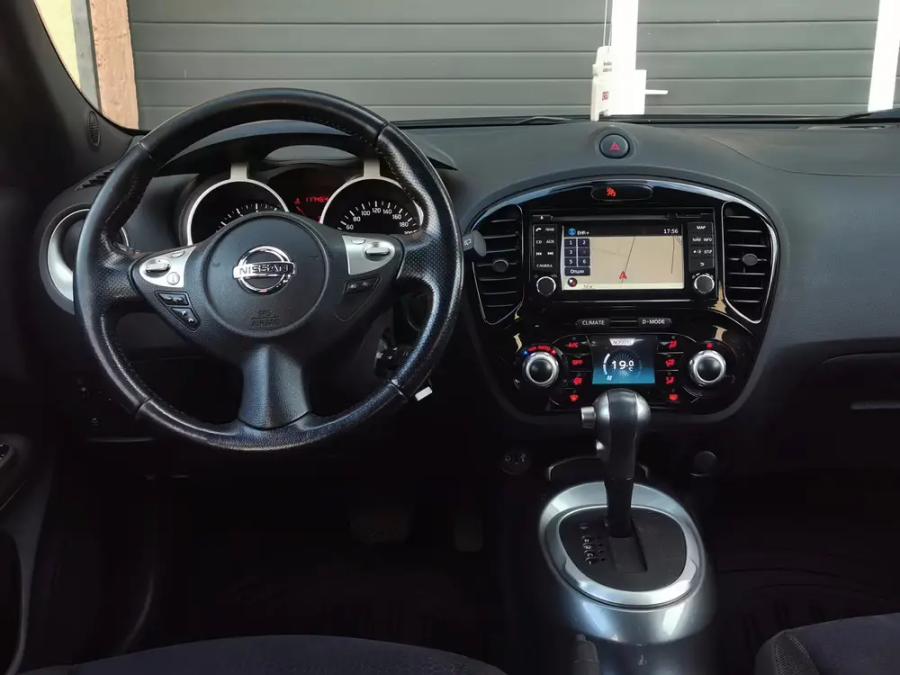 Nissan Juke 2014 in Riga, with an engine capacity of 1.60 L and mileage of 117 thousand km for 5590 €, photo 6 on AUTOMOTO.COM.LV