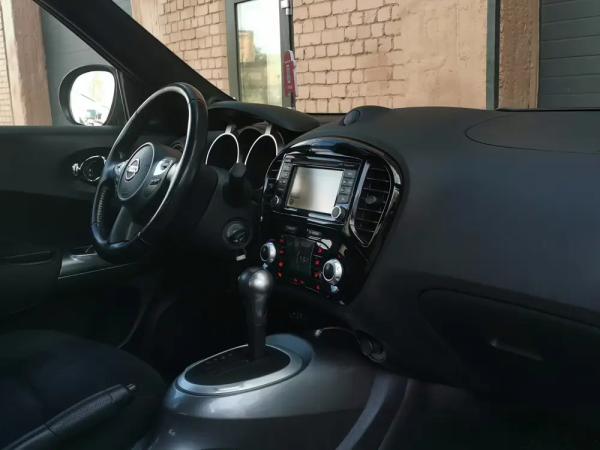Nissan Juke 2014 in Riga, with an engine capacity of 1.60 L and mileage of 117 thousand km for 5590 €, photo 6 on AUTOMOTO.COM.LV