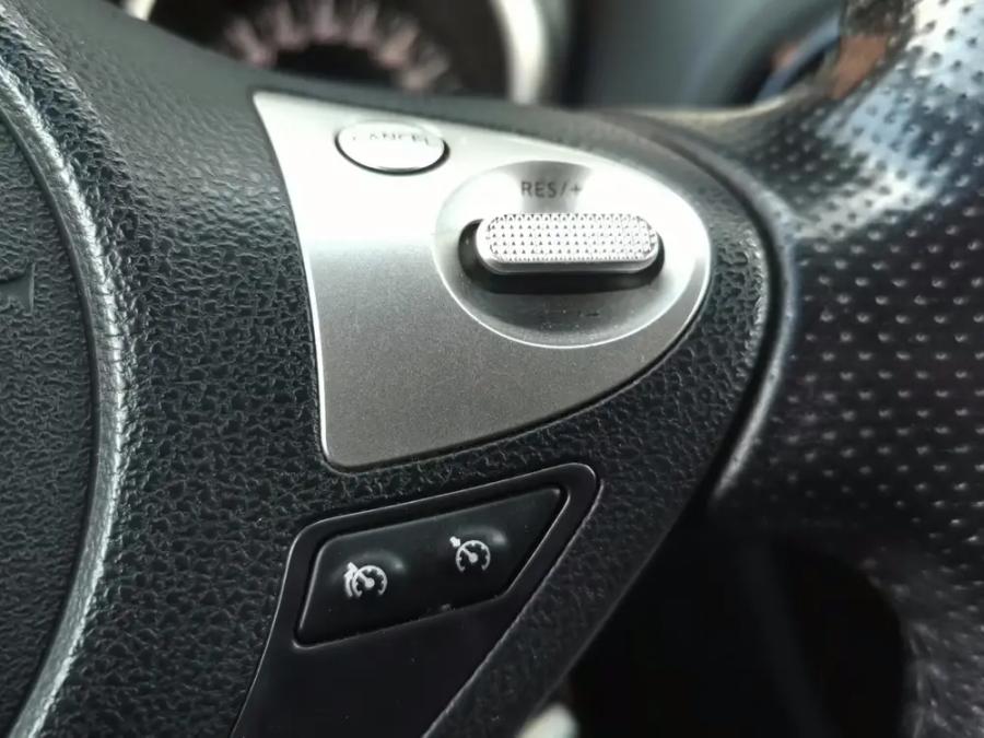 Nissan Juke 2014 in Riga, with an engine capacity of 1.60 L and mileage of 117 thousand km for 5590 €, photo 15 on AUTOMOTO.COM.LV