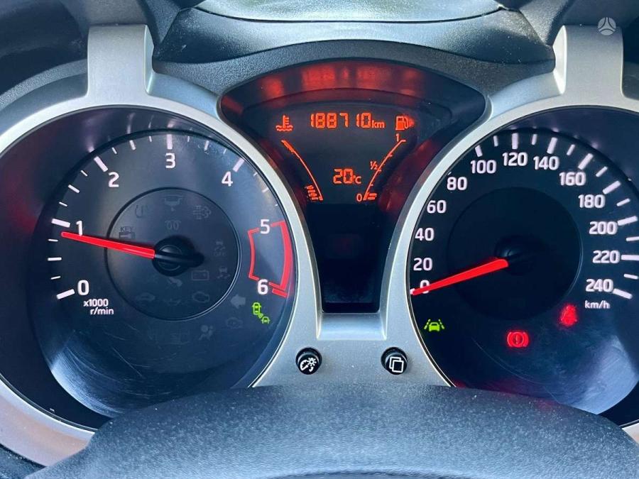 Nissan Juke 2014 in Siauliai, with an engine capacity of 1.46 L and mileage of 188 thousand km for 6650 €, photo 15 on AUTOMOTO.COM.LV