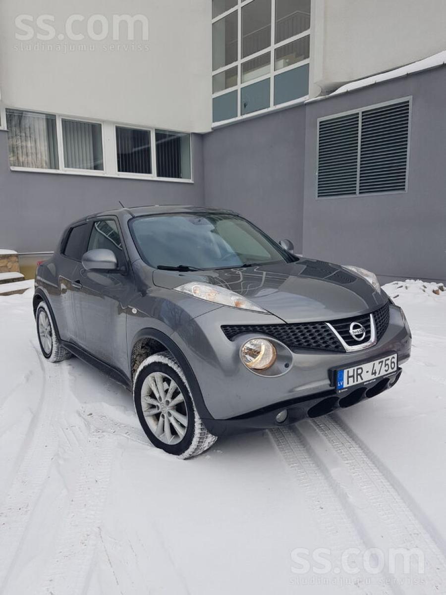Grey Nissan Juke 2011 in Riga, with an engine capacity of 1.60 L and mileage of 180 thousand km for 6400 €, photo 6 on AUTOMOTO.COM.LV