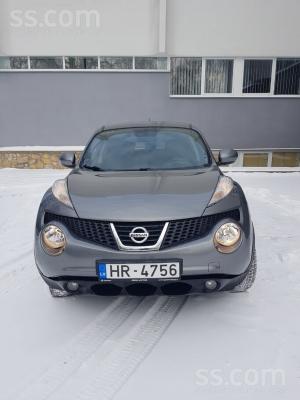 Grey Nissan Juke 2011 in Riga, with an engine capacity of 1.60 L and mileage of 180 thousand km for 6400 €, photo 7 on AUTOMOTO.COM.LV