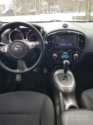 Grey Nissan Juke 2011 in Riga, with an engine capacity of 1.60 L and mileage of 180 thousand km for 6400 €, photo 18 on AUTOMOTO.COM.LV