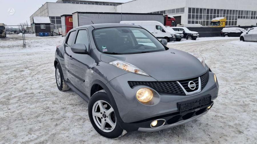 Grey Nissan Juke 2011 in Marijampole, with an engine capacity of 1.46 L and mileage of 230 thousand km for 3900 €, photo 1 on AUTOMOTO.COM.LV