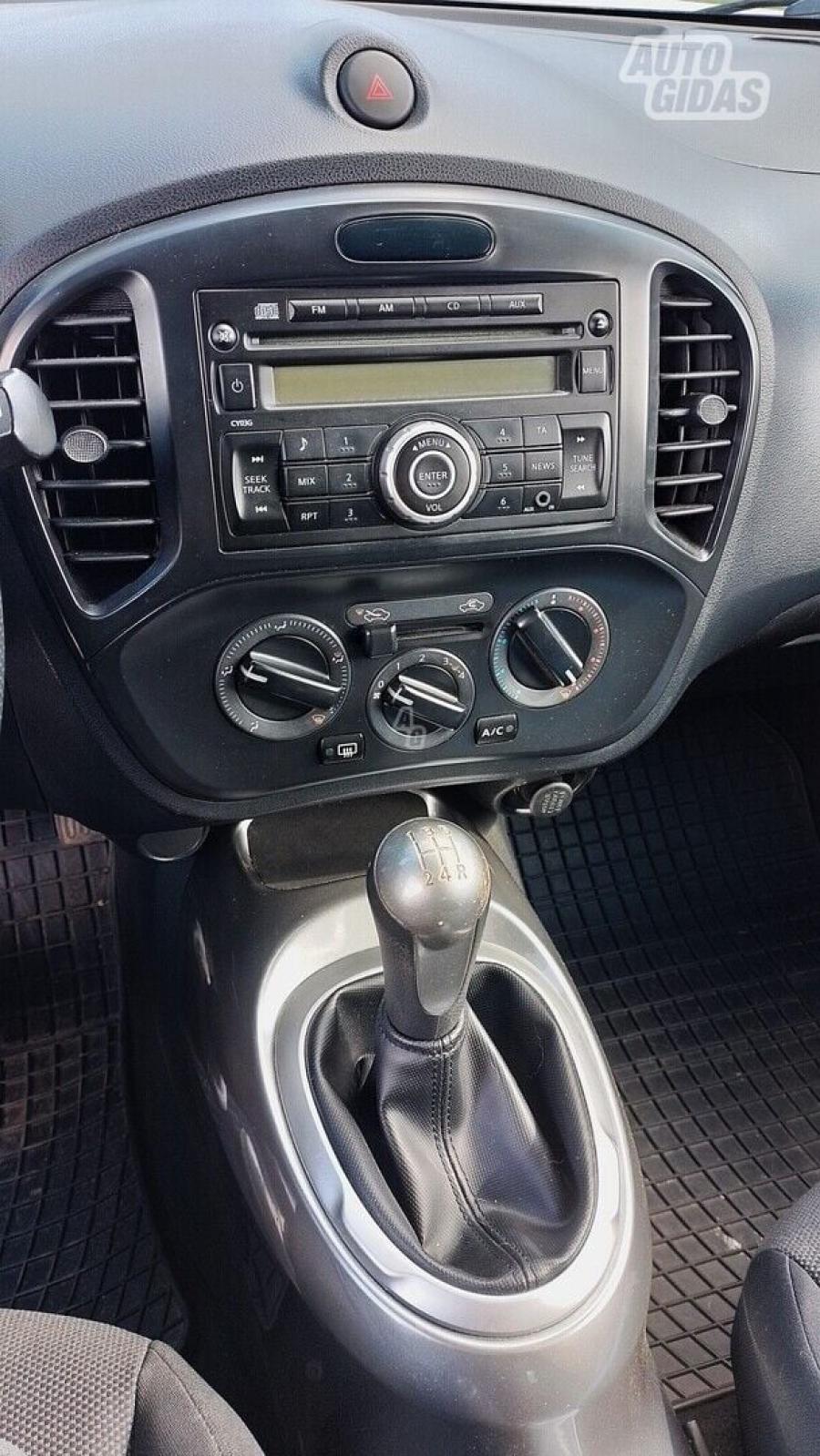 Grey Nissan Juke 2011 in Vilnius, with an engine capacity of 1.60 L and mileage of 201 thousand km for 4950 €, photo 11 on AUTOMOTO.COM.LV