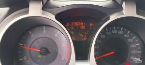 Pelēks Nissan Juke 2011 Kauņa, ar dzinēja tilpumu 1.50 L un nobraukumu 240 tūkst. km par 3800 €, foto 31 vietnē AUTOMOTO.COM.LV