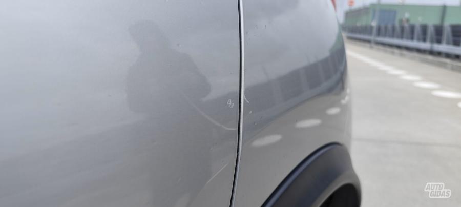 Pelēks Nissan Juke 2011 Kauņa, ar dzinēja tilpumu 1.50 L un nobraukumu 240 tūkst. km par 3800 €, foto 35 vietnē AUTOMOTO.COM.LV