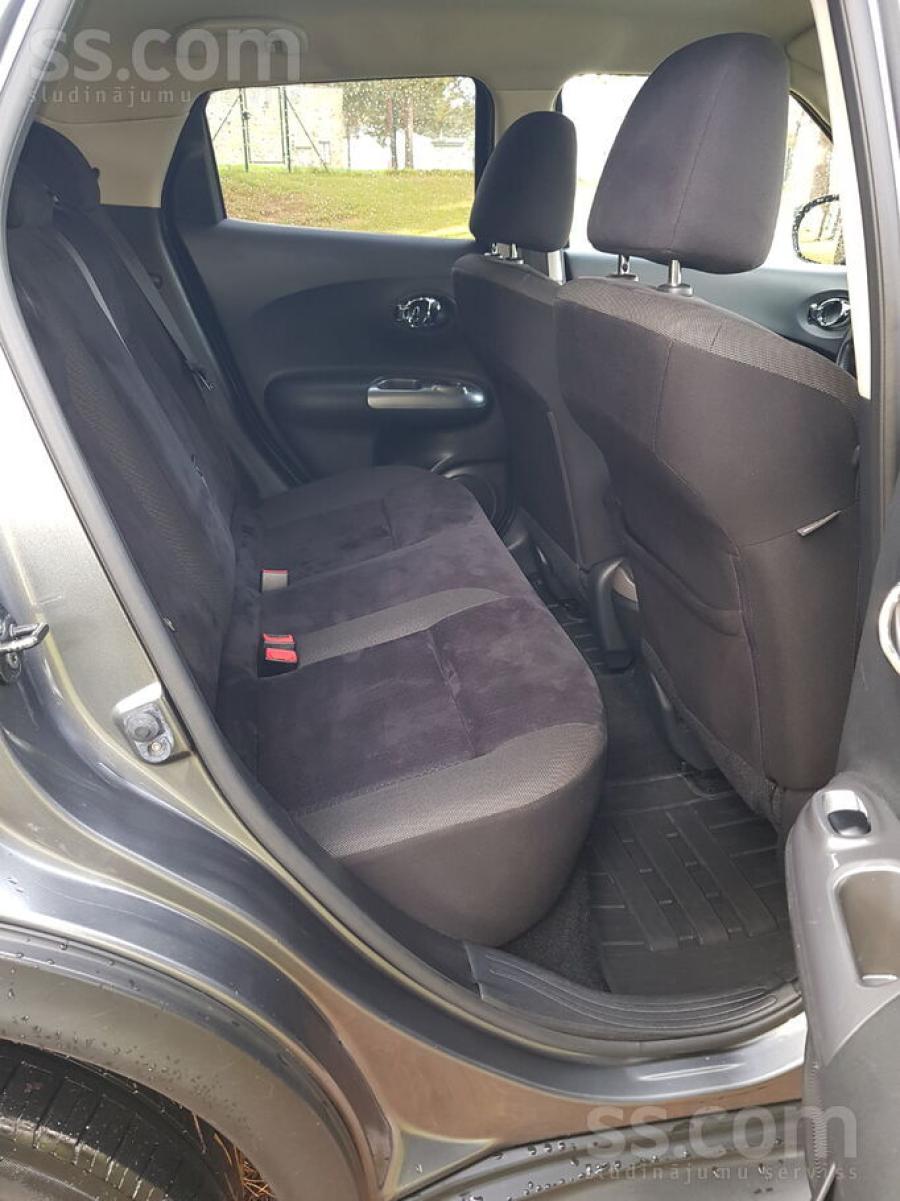 Pelēks Nissan Juke 2011 Rīga, ar dzinēja tilpumu 1.60 L un nobraukumu 179 tūkst. km par 6300 €, foto 24 vietnē AUTOMOTO.COM.LV