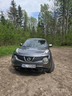 Pelēks Nissan Juke 2011 Cēsis, ar dzinēja tilpumu 1.50 L un nobraukumu 259 tūkst. km par 3990 €, foto 3 vietnē AUTOMOTO.COM.LV
