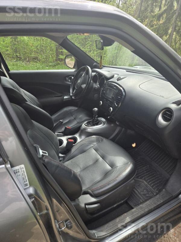 Grey Nissan Juke 2011 in Cesis, with an engine capacity of 1.50 L and mileage of 259 thousand km for 3990 €, photo 5 on AUTOMOTO.COM.LV