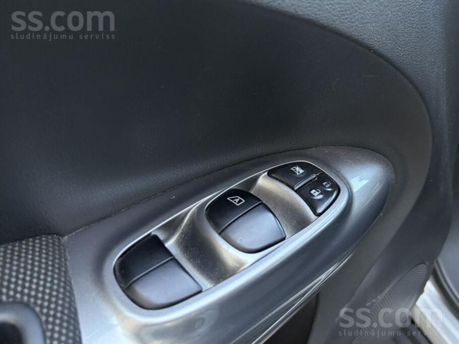 Pelēks Nissan Juke 2011 Jelgava, ar dzinēja tilpumu 1.60 L un nobraukumu 226 tūkst. km par 3950 €, foto 17 vietnē AUTOMOTO.COM.LV