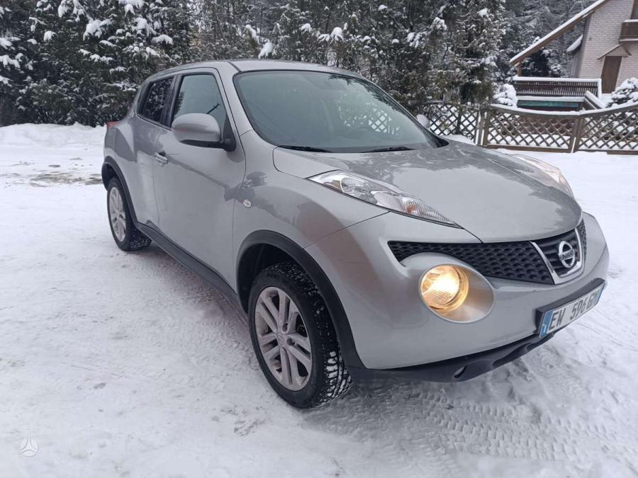 Pelēks Nissan Juke 2012 Kauņa, ar dzinēja tilpumu 1.46 L un nobraukumu 260 tūkst. km par 2850 €, foto 1 vietnē AUTOMOTO.COM.LV