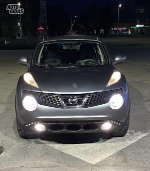 Grey Nissan Juke 2012 in Klaipeda, with an engine capacity of 1.60 L and mileage of 214 thousand km for 4300 €, photo  on AUTOMOTO.COM.LV
