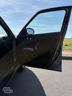 Pelēks Nissan Juke 2012 Klaipėda, ar dzinēja tilpumu 1.60 L un nobraukumu 214 tūkst. km par 4500 €, foto 26 vietnē AUTOMOTO.COM.LV