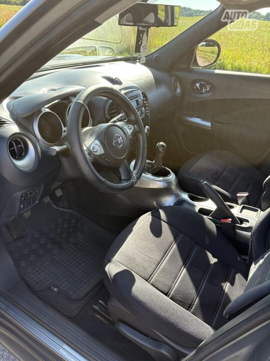 Pelēks Nissan Juke 2012 Klaipėda, ar dzinēja tilpumu 1.60 L un nobraukumu 214 tūkst. km par 4500 €, foto 30 vietnē AUTOMOTO.COM.LV