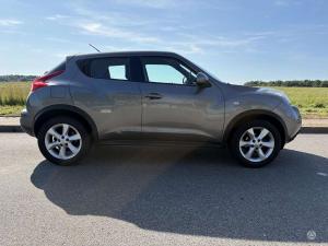 Pelēks Nissan Juke 2012 Klaipėda, ar dzinēja tilpumu 1.60 L un nobraukumu 214 tūkst. km par 4500 €, foto  vietnē AUTOMOTO.COM.LV