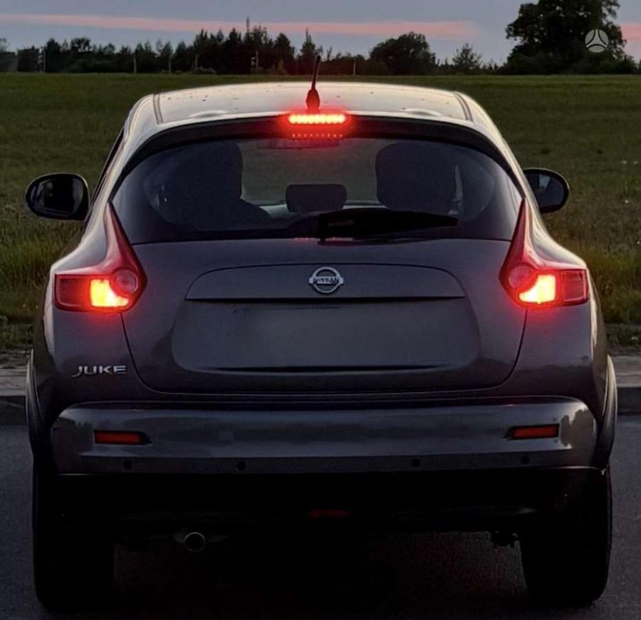Pelēks Nissan Juke 2012 Klaipėda, ar dzinēja tilpumu 1.60 L un nobraukumu 214 tūkst. km par 4500 €, foto 20 vietnē AUTOMOTO.COM.LV
