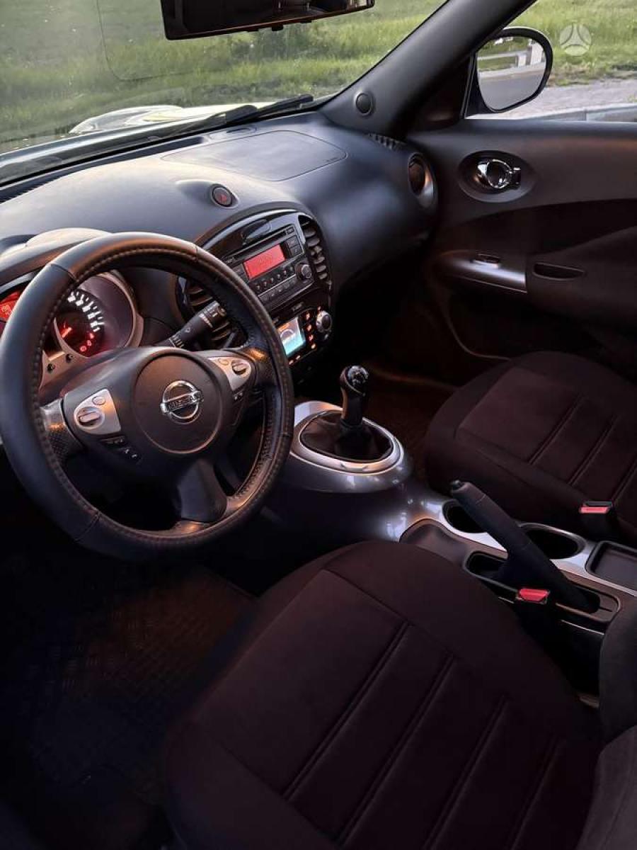 Pelēks Nissan Juke 2012 Klaipėda, ar dzinēja tilpumu 1.60 L un nobraukumu 214 tūkst. km par 4500 €, foto 21 vietnē AUTOMOTO.COM.LV