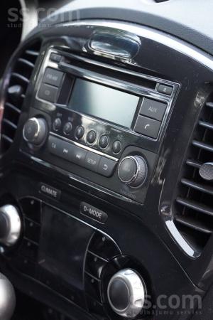 Grey Nissan Juke 2012 in Riga, with an engine capacity of 1.60 L and mileage of 257 thousand km for 4500 €, photo 22 on AUTOMOTO.COM.LV
