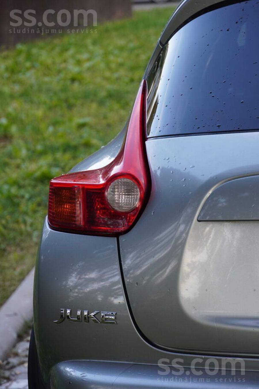 Grey Nissan Juke 2012 in Riga, with an engine capacity of 1.60 L and mileage of 257 thousand km for 4500 €, photo 8 on AUTOMOTO.COM.LV