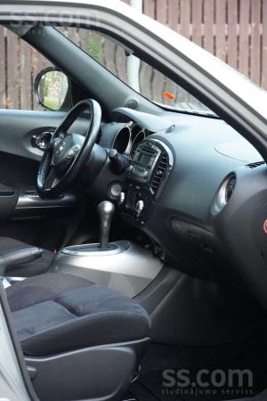 Grey Nissan Juke 2012 in Riga, with an engine capacity of 1.60 L and mileage of 257 thousand km for 4500 €, photo 12 on AUTOMOTO.COM.LV