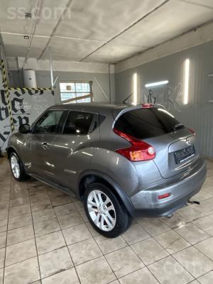 Grey Nissan Juke 2012 in Daugavpils, with an engine capacity of 1.50 L and mileage of 198 thousand km for 4750 €, photo 6 on AUTOMOTO.COM.LV