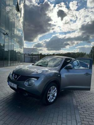 Grey Nissan Juke 2012 in Siauliai, with an engine capacity of 1.60 L and mileage of 159 thousand km for 7000 €, photo  on AUTOMOTO.COM.LV