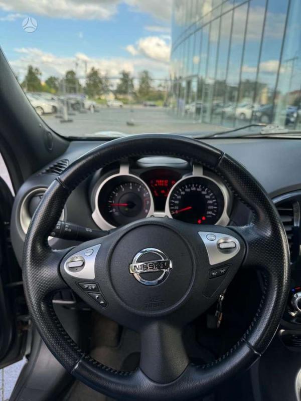 Grey Nissan Juke 2012 in Siauliai, with an engine capacity of 1.60 L and mileage of 159 thousand km for 7000 €, photo 9 on AUTOMOTO.COM.LV