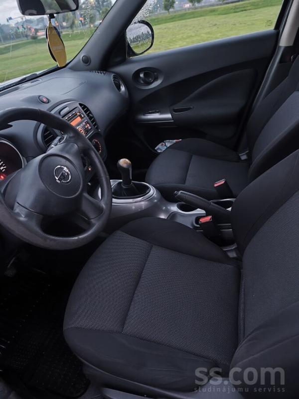 Grey Nissan Juke 2012 in Ogre, with an engine capacity of 1.60 L and mileage of 136 thousand km for 4250 €, photo 9 on AUTOMOTO.COM.LV