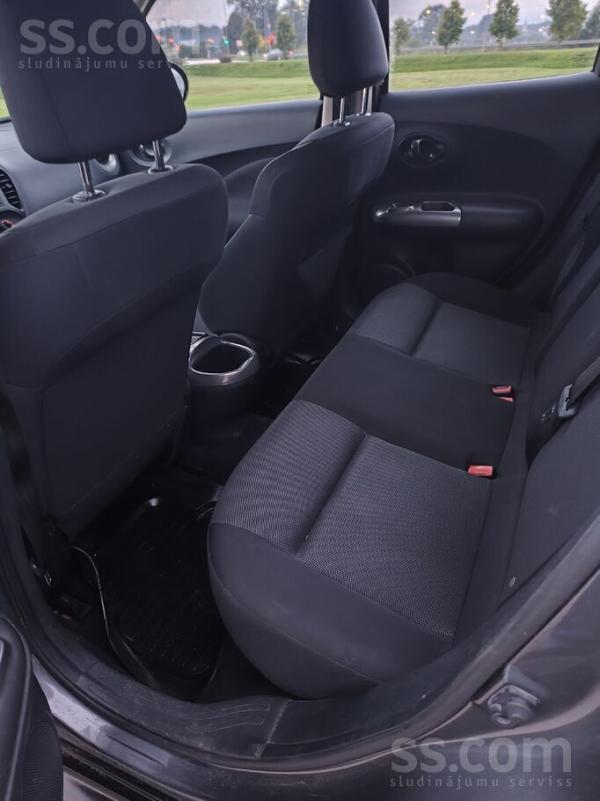 Grey Nissan Juke 2012 in Ogre, with an engine capacity of 1.60 L and mileage of 136 thousand km for 4250 €, photo 10 on AUTOMOTO.COM.LV