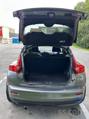Pelēks Nissan Juke 2013 Valmiera, ar dzinēja tilpumu 1.60 L un nobraukumu 192 tūkst. km par 5600 €, foto 13 vietnē AUTOMOTO.COM.LV