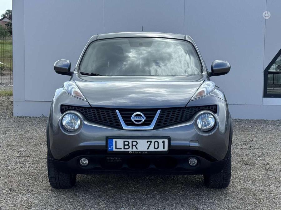 Pelēks Nissan Juke 2013 Šauļi, ar dzinēja tilpumu 1.46 L un nobraukumu 151 tūkst. km par 3800 €, foto 3 vietnē AUTOMOTO.COM.LV