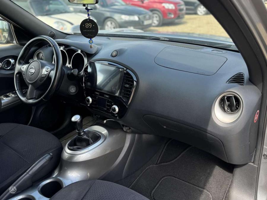 Pelēks Nissan Juke 2013 Šauļi, ar dzinēja tilpumu 1.46 L un nobraukumu 151 tūkst. km par 3800 €, foto 14 vietnē AUTOMOTO.COM.LV