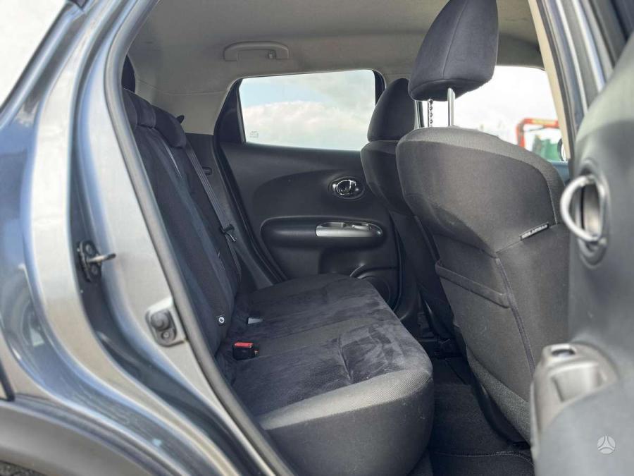Pelēks Nissan Juke 2013 Šauļi, ar dzinēja tilpumu 1.46 L un nobraukumu 151 tūkst. km par 3800 €, foto 15 vietnē AUTOMOTO.COM.LV
