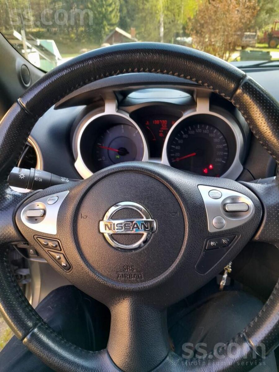 Grey Nissan Juke 2013 in Aizkraukle, with an engine capacity of 1.50 L and mileage of 145 thousand km for 5100 €, photo 5 on AUTOMOTO.COM.LV