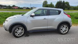 Grey Nissan Juke 2013 in Riga, with an engine capacity of 1.60 L and mileage of 197 thousand km for 3990 €, photo 7 on AUTOMOTO.COM.LV