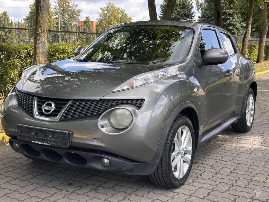 Grey Nissan Juke 2013 in Marijampole, with an engine capacity of 1.46 L and mileage of 278 thousand km for 3750 €, photo 1 on AUTOMOTO.COM.LV