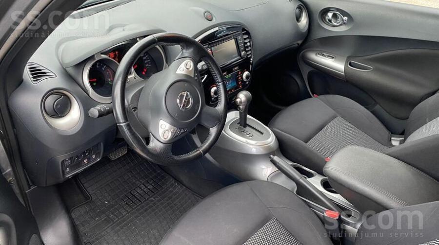 Grey Nissan Juke 2014 in Riga, with an engine capacity of 1.60 L and mileage of 139 thousand km for 6900 €, photo 5 on AUTOMOTO.COM.LV
