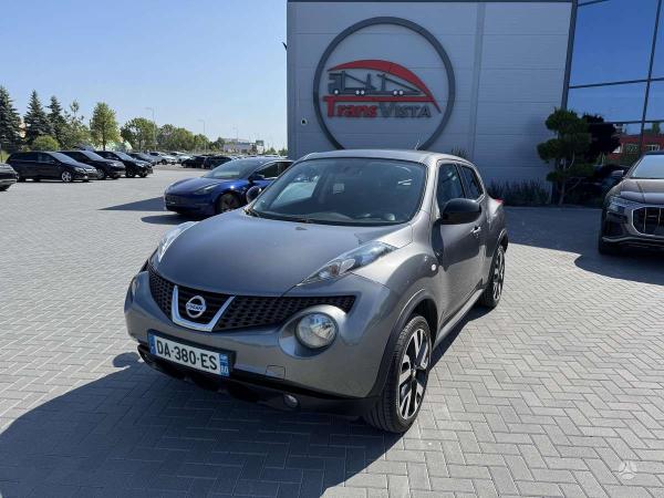 Grey Nissan Juke 2014 in Telschi, with an engine capacity of 1.46 L and mileage of 235 thousand km for 4599 €, photo 1 on AUTOMOTO.COM.LV
