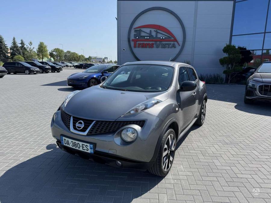 Pelēks Nissan Juke 2014 Telšiai, ar dzinēja tilpumu 1.46 L un nobraukumu 235 tūkst. km par 4599 €, foto 1 vietnē AUTOMOTO.COM.LV