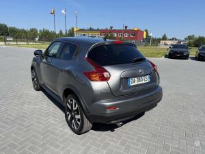 Pelēks Nissan Juke 2014 Telšiai, ar dzinēja tilpumu 1.46 L un nobraukumu 235 tūkst. km par 4599 €, foto 5 vietnē AUTOMOTO.COM.LV