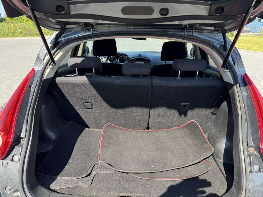 Pelēks Nissan Juke 2014 Telšiai, ar dzinēja tilpumu 1.46 L un nobraukumu 235 tūkst. km par 4599 €, foto 19 vietnē AUTOMOTO.COM.LV