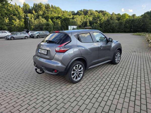 Pelēks Nissan Juke 2014 Viļņa, ar dzinēja tilpumu 1.60 L un nobraukumu 170 tūkst. km par 8000 €, foto 3 vietnē AUTOMOTO.COM.LV