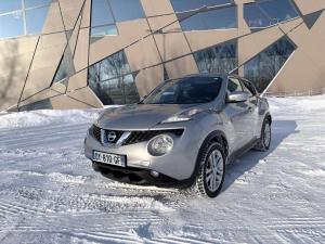 Pelēks Nissan Juke 2015 Šauļi, ar dzinēja tilpumu 1.20 L un nobraukumu 121 tūkst. km par 5200 €, foto 5 vietnē AUTOMOTO.COM.LV