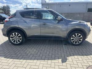 Grey Nissan Juke 2015 in Taurage, with an engine capacity of 1.20 L and mileage of 103 thousand km for 5900 €, photo 5 on AUTOMOTO.COM.LV