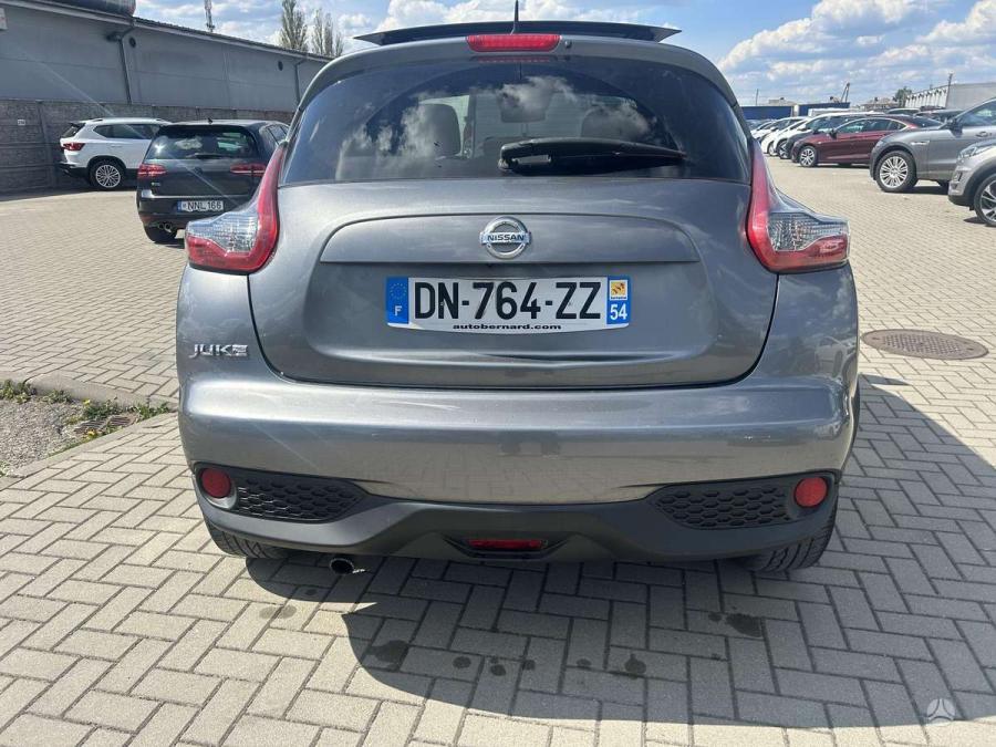 Grey Nissan Juke 2015 in Taurage, with an engine capacity of 1.20 L and mileage of 103 thousand km for 5900 €, photo 7 on AUTOMOTO.COM.LV